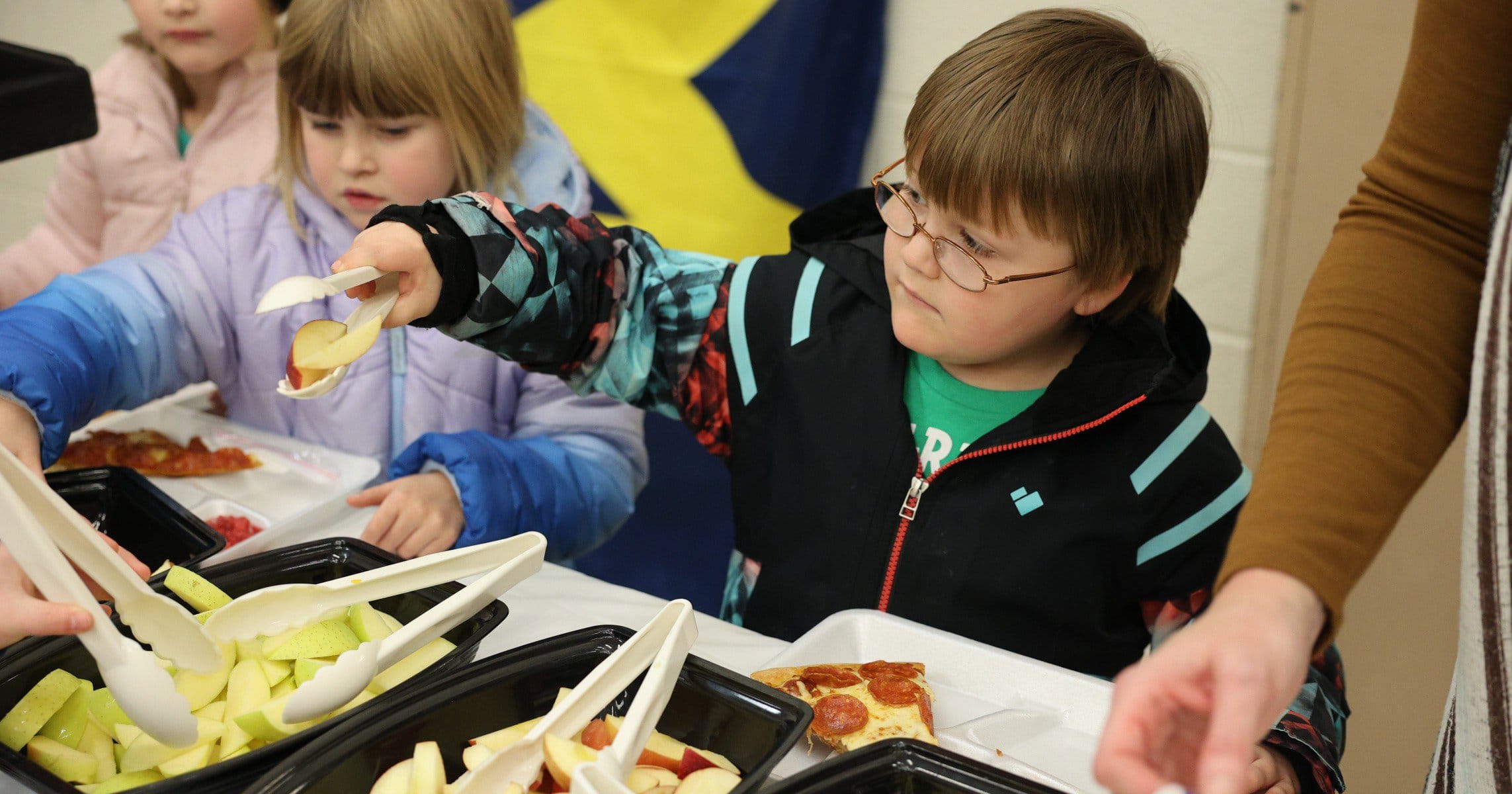 Food Service Department–and local farmers–bring fresh food options to ...